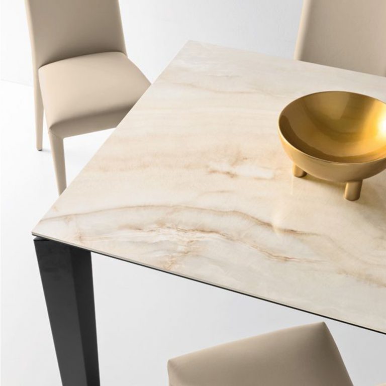 Calligaris Delta Extending Dining Table | Abitare UK