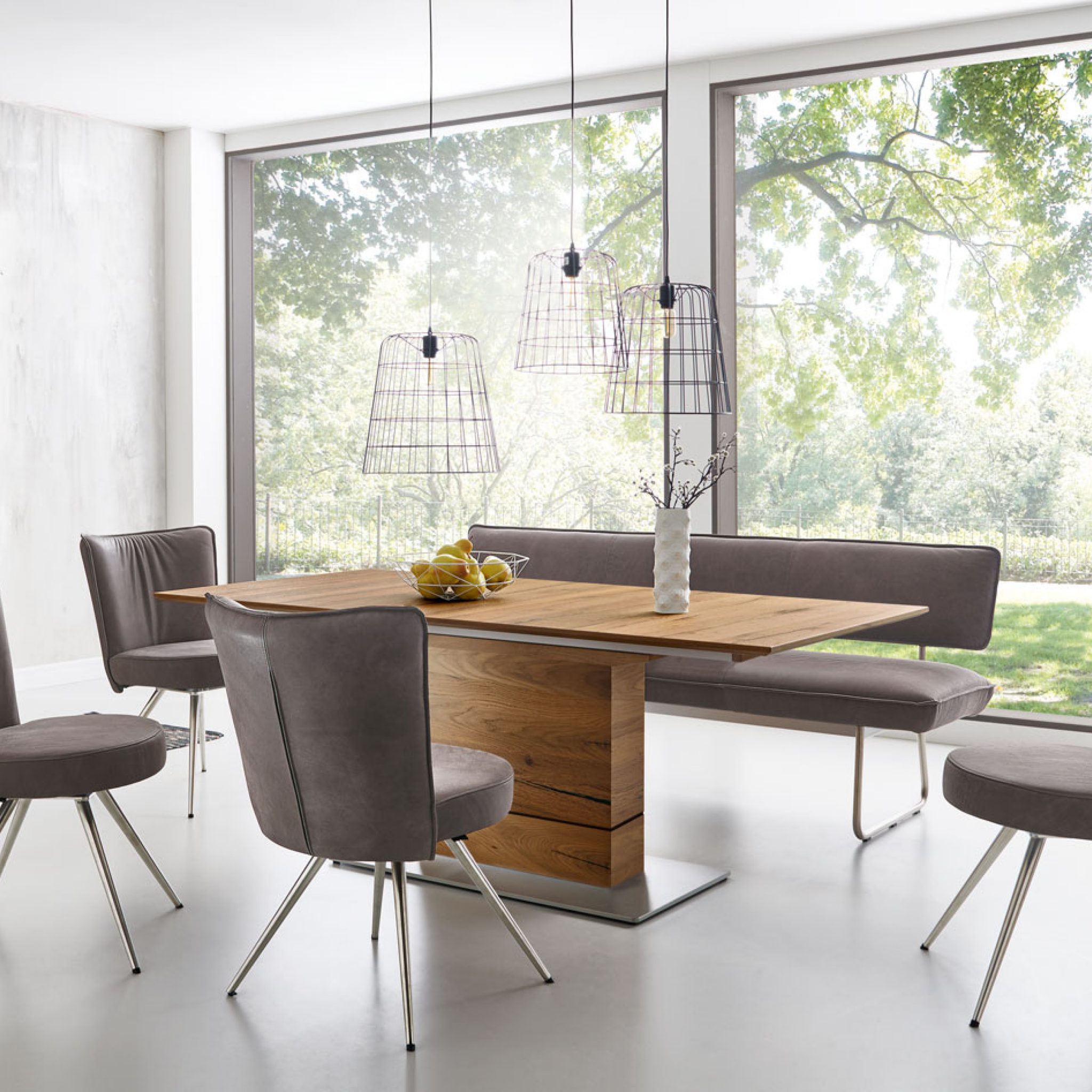 Venjakob Lid ET634 Extending Dining Table | Abitare UK